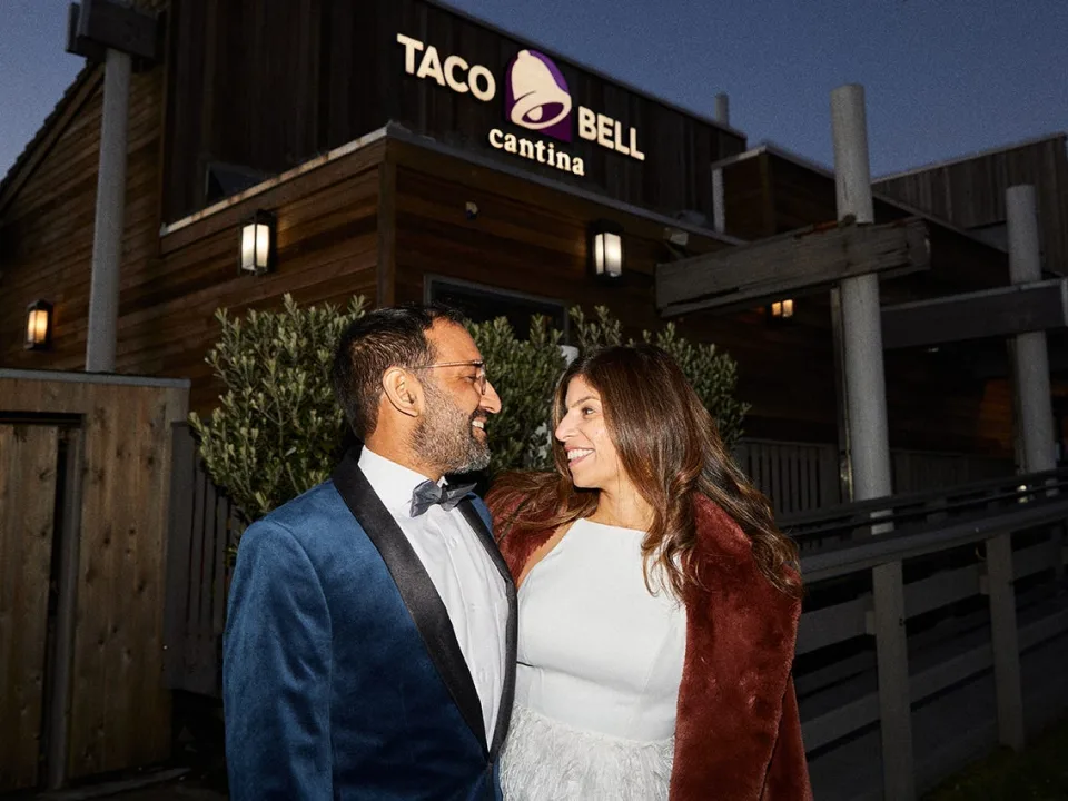 This Couple Got Legally Married In The Taco Bell Metaverse